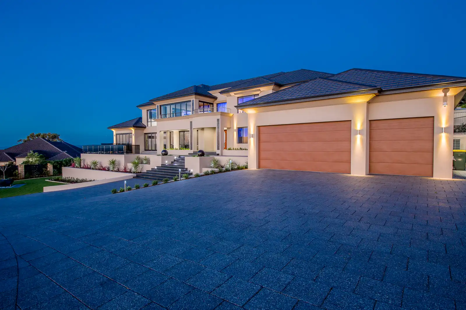 Limestone | Quartz | Exposed Aggregate | Pavers Perth | Freo Stone Paving