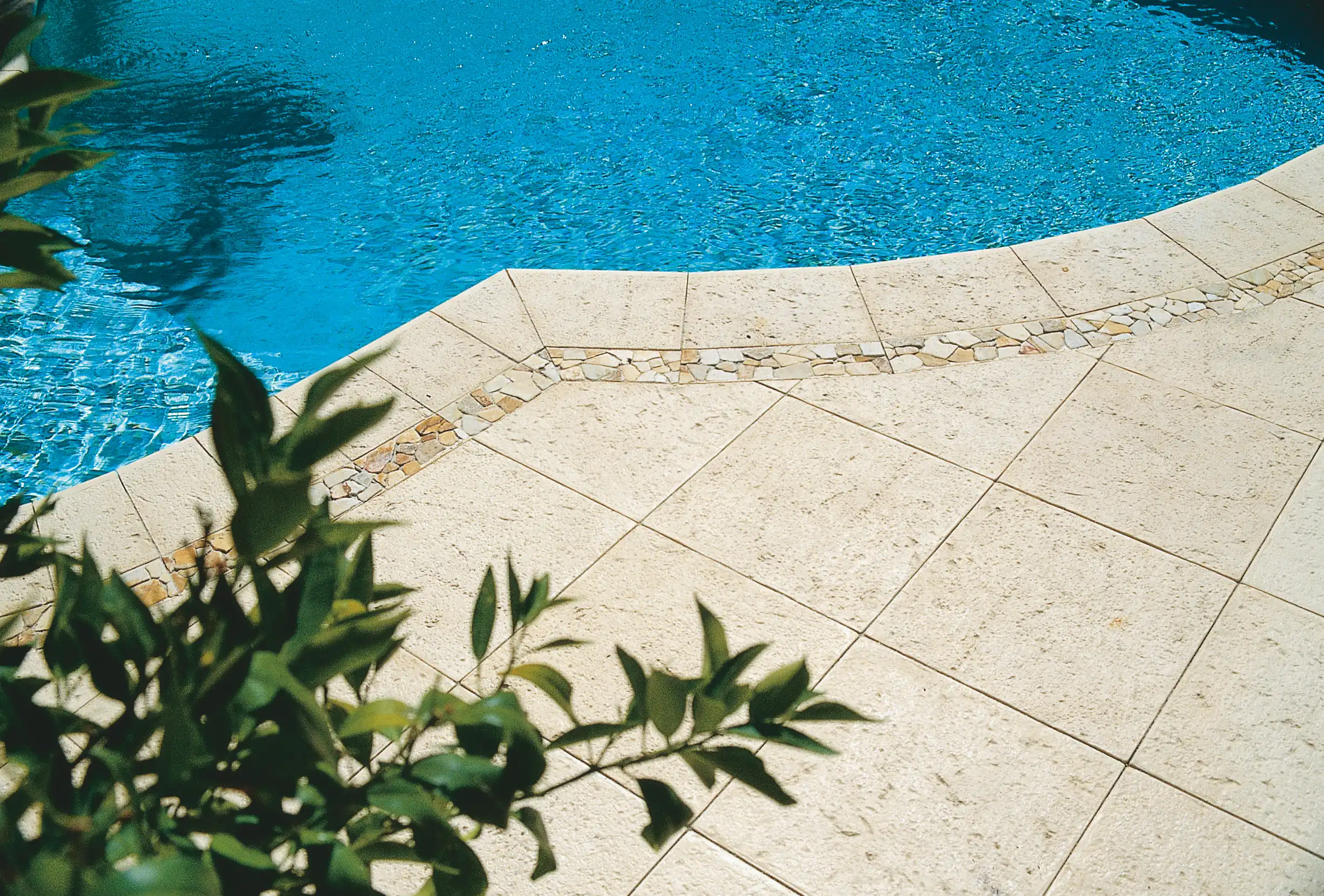 Limestone | Exposed Aggregate | Pavers Perth | Freo Stone Paving