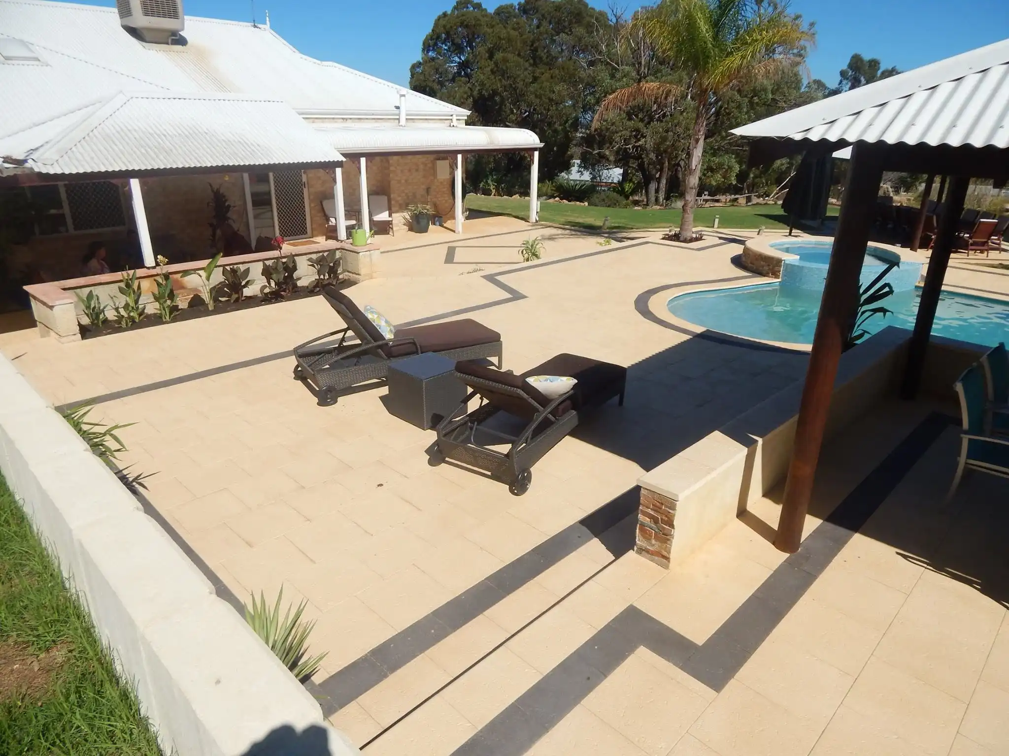 Limestone | Exposed Aggregate | Pavers Perth | Freo Stone Paving