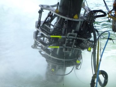 iasgroup Marine Growth & Corrosion Removal - Structural Jetty Piles ...